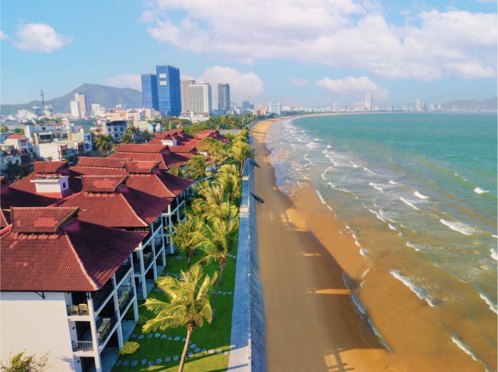 Combo Dankbaar Resort Quy Nhơn 4 ngày 3 đêm - Quy Nhơn Tourist